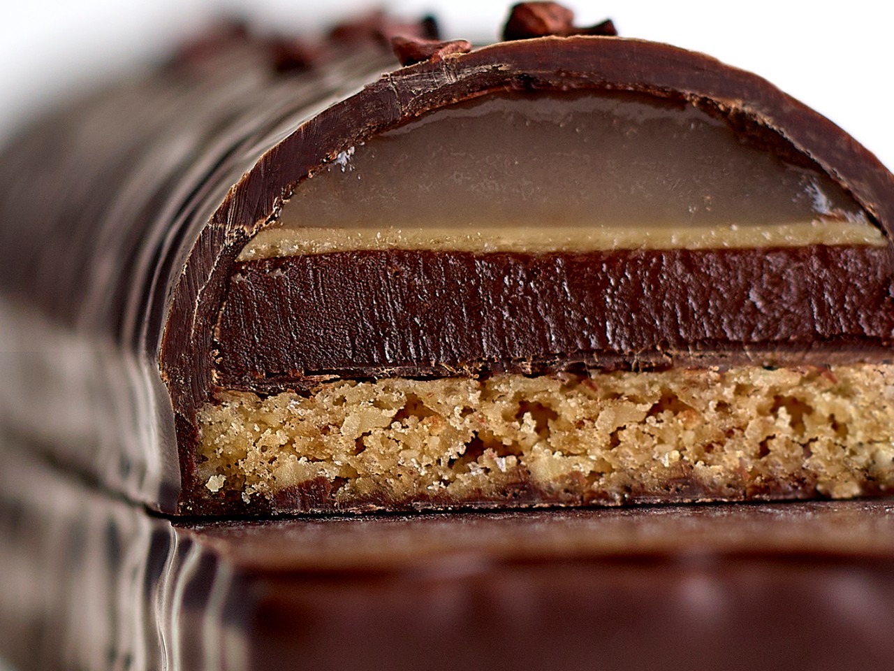 Belcolade dark chocolate Origins Noir Uganda 80% Organic Cacao-Trace ...